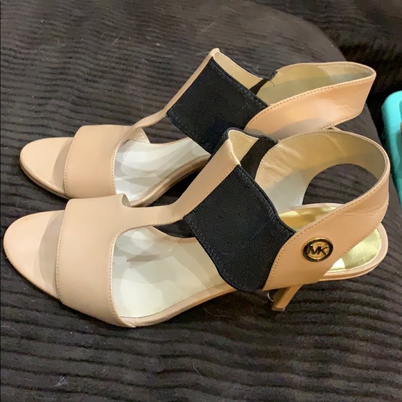 MICHAEL Michael Kors | Shoes | Mk Heels Size 7 | Poshmark